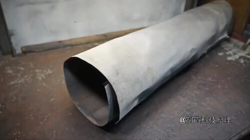 刀片和不锈钢网制成的大马士革