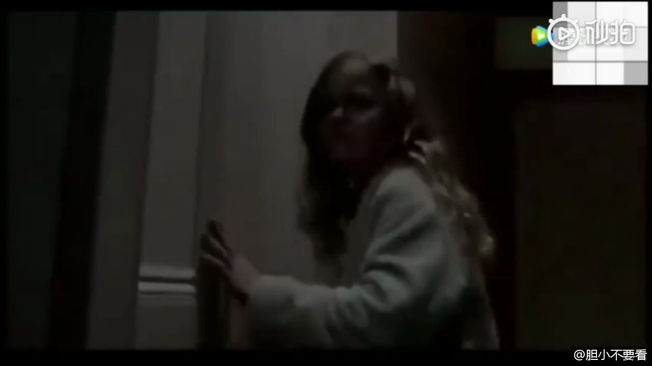 美国恐怖电影鬼妈妈片段,胆小勿入!