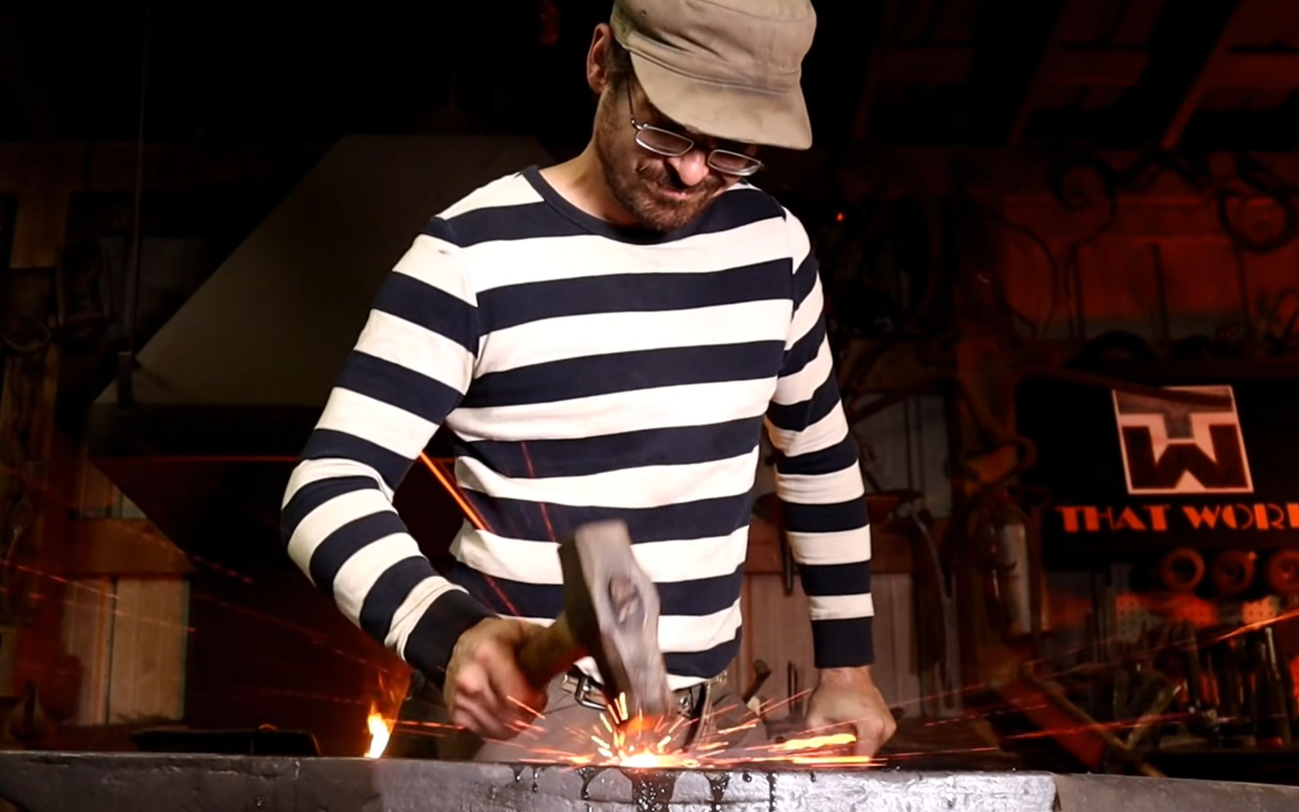 【中英字幕】伊利亚手把手教你正确地锻刀!(敲刃篇)How to Forge ...