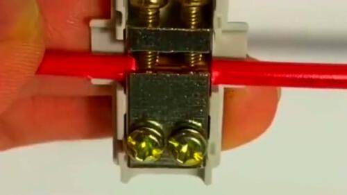 线路中间接大功率电器就用这,普通人可能看不懂,专业的电工师傅肯定...