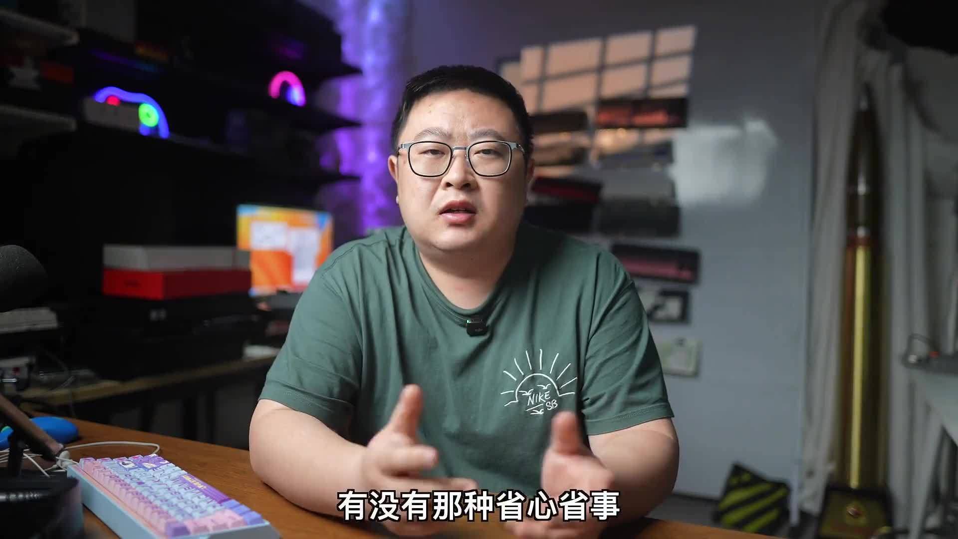 两三年前2000多的显示器,现在1000多依旧能打 #aoc显示器