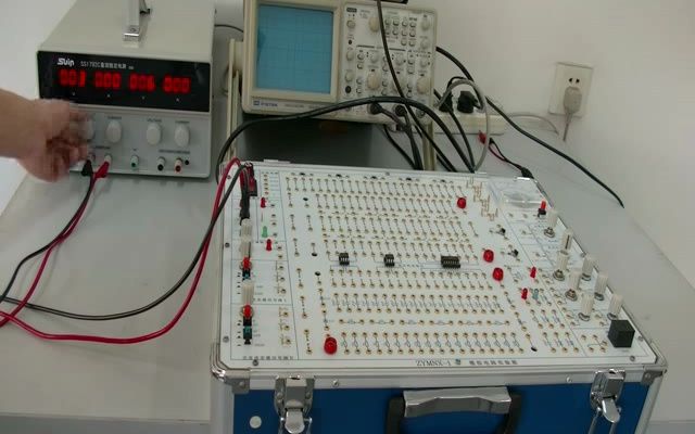 RXM-1模拟电路实验箱