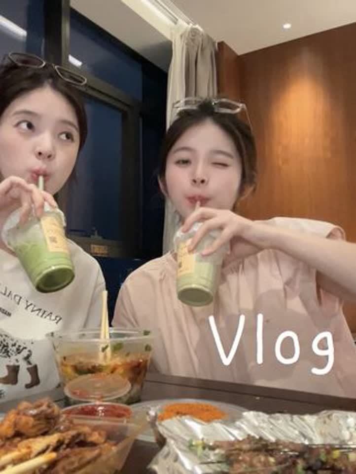 贵州VLOG下雨天在酒店点外卖的快乐谁懂!! #生活碎片 #电子榨菜 #...