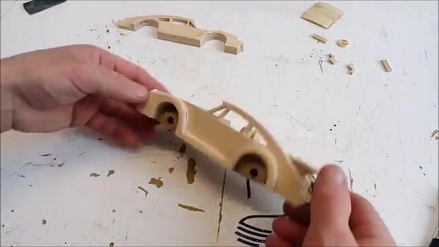 手工制作达人 如何制作一辆木制保时捷911turbo