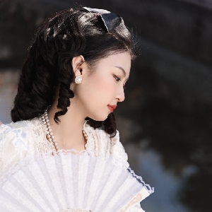 叫我小梦哈 
