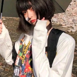 泡泡爱吹泡泡呀 