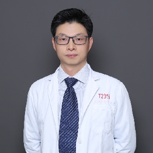严俊俊讲述儿童康复 