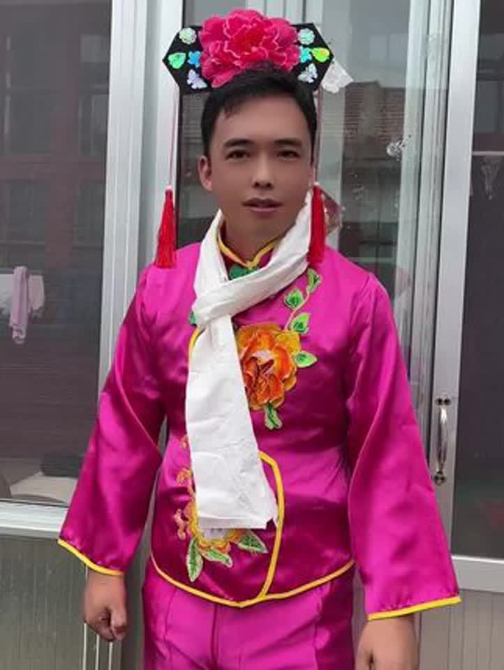 #影视道具都是假的请勿模仿 #记录电影人的点点滴滴 #乡村娱乐段子 #...