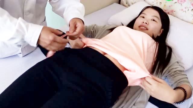 三十六岁孕妇胎死腹中,医生划开肚子后,吓得瘫倒在地!