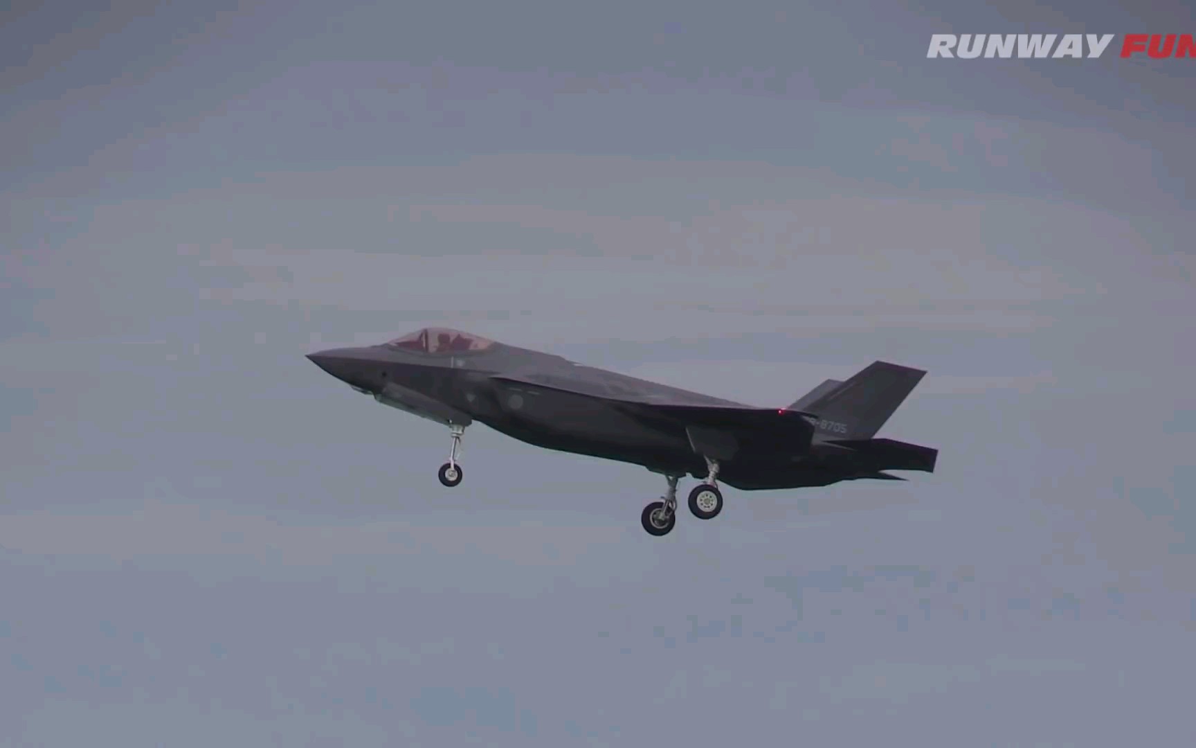 【军事装备】F-35A 战斗机靠近!航空自卫队三泽基地 闪电Ⅱ 第五代...