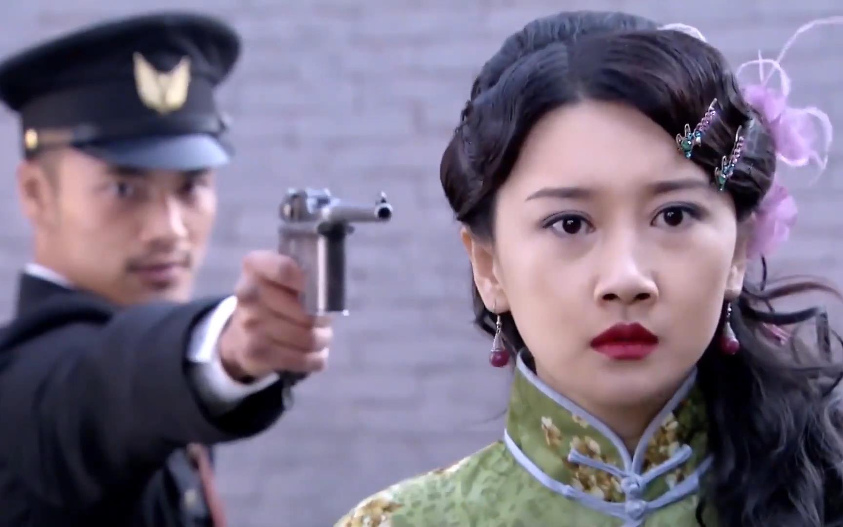 血刀:女特务改邪归正,救了团长一命,谁料转身被内奸一枪爆头