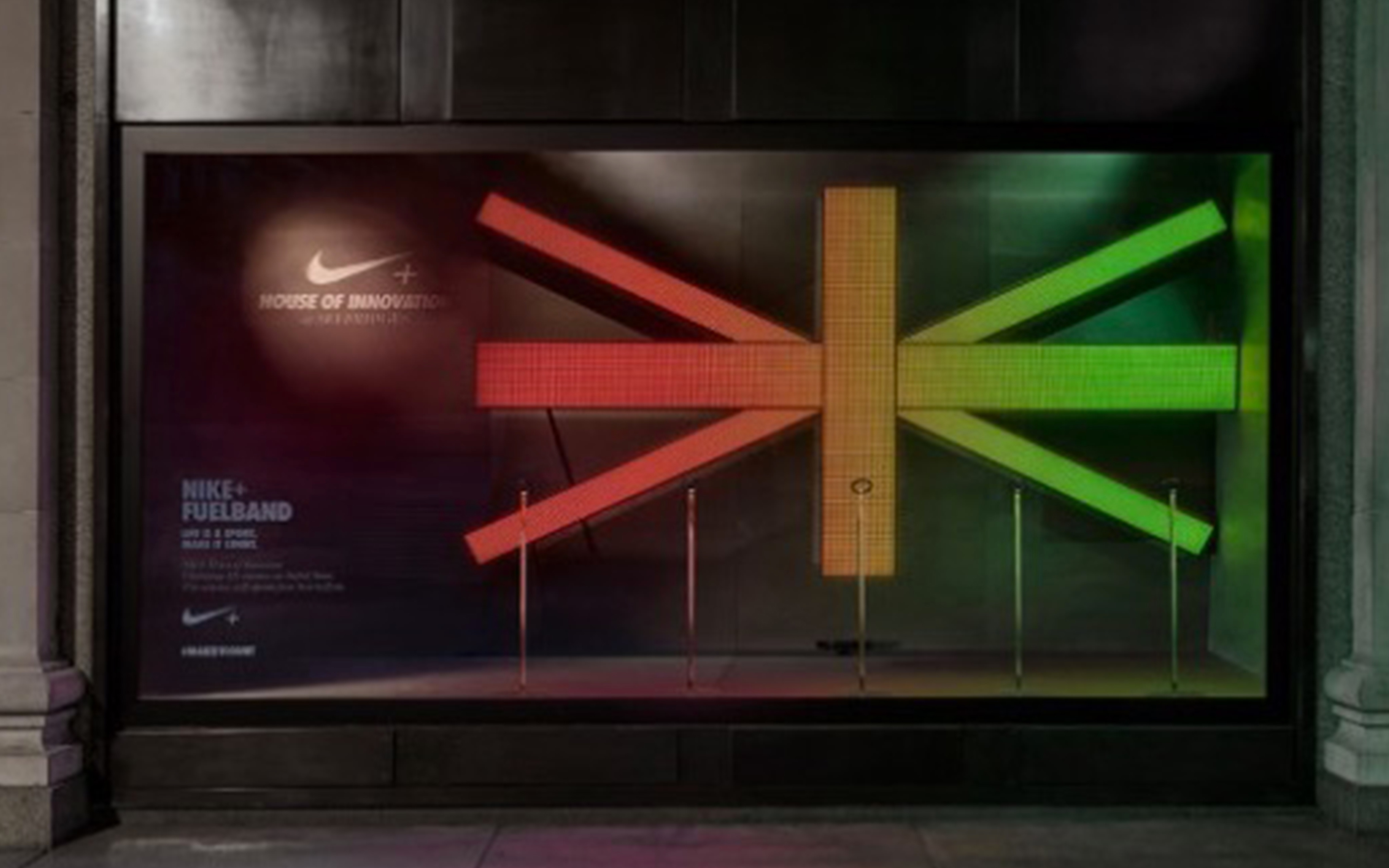 NIKE新媒体广告与传统媒体 - 陈映岐 汪胤祺 郭明珠 凌宇周