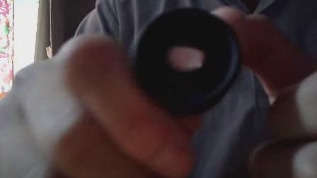 教大家如何制作一个简易显微镜,小哥这技术太隐晦了,看了好几遍