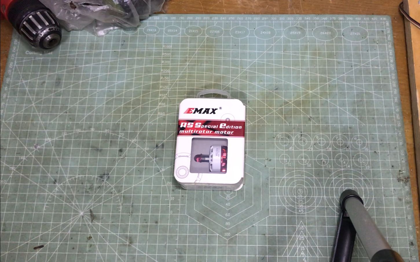 ...无刷电机烧了或是想改kv,自己在家动手就能做,一个视频教你如何绕线