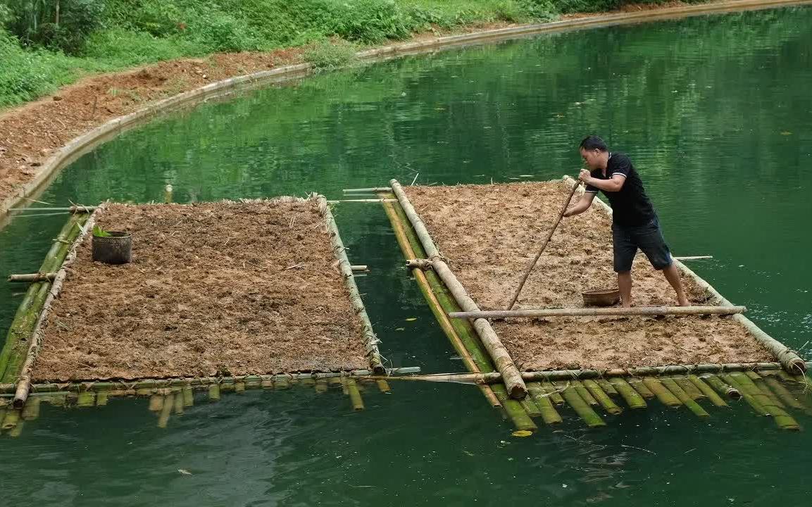 ...了新装备-朋友赠送新皮肤 看小哥如何在竹筏上种植水稻 绝对全球少见