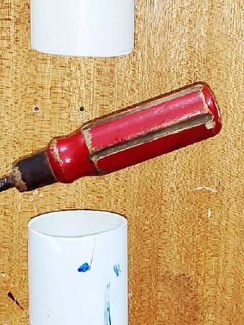 PVC管中间悬空,两头全都卡死了动不了怎么办?教你轻松接一起