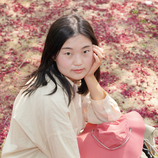 花花是River的妈妈 