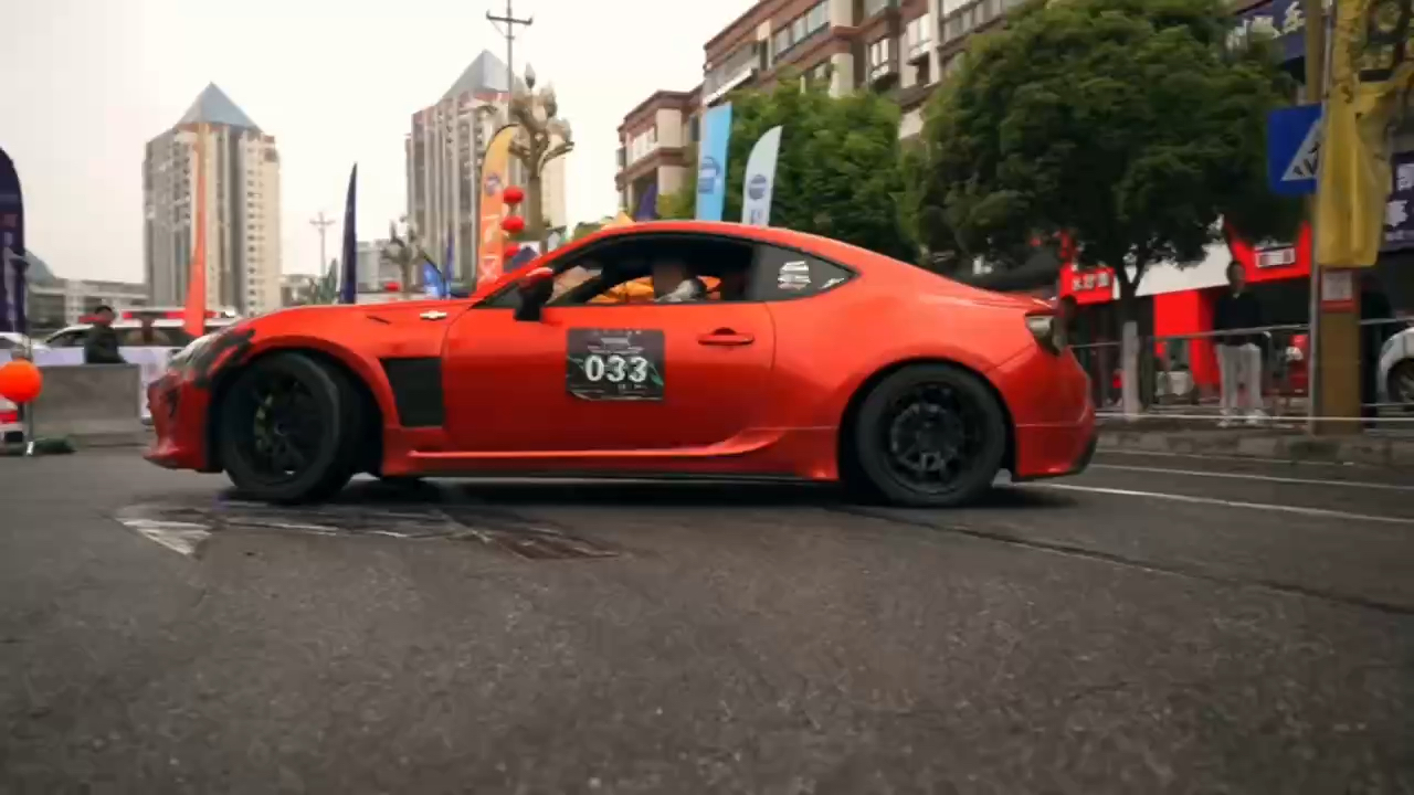 贵阳街道漂移赛