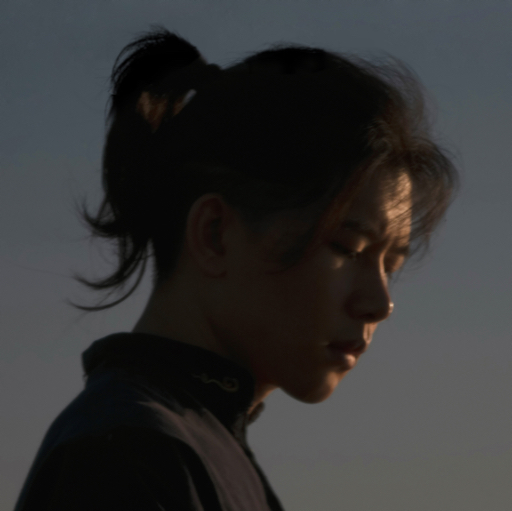 梵澎 