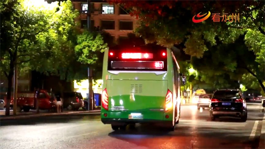祁阳:开通晚班公交车 打通服务群众出行“最后一公里”