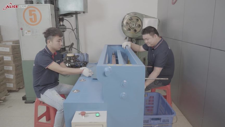 可以根据你的设计制作铭牌,也可以为你设计铭牌 #不锈钢铭牌