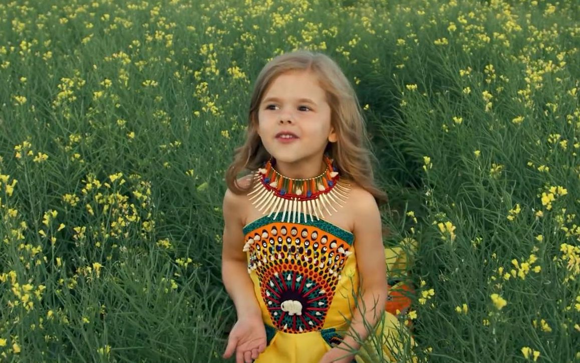 【开口跪】美国6岁小女孩 迪士尼狮子王歌曲串烧