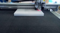 经纬科技泡棉切割机 泡沫刀切割50MM厚泡棉 可做任意造型