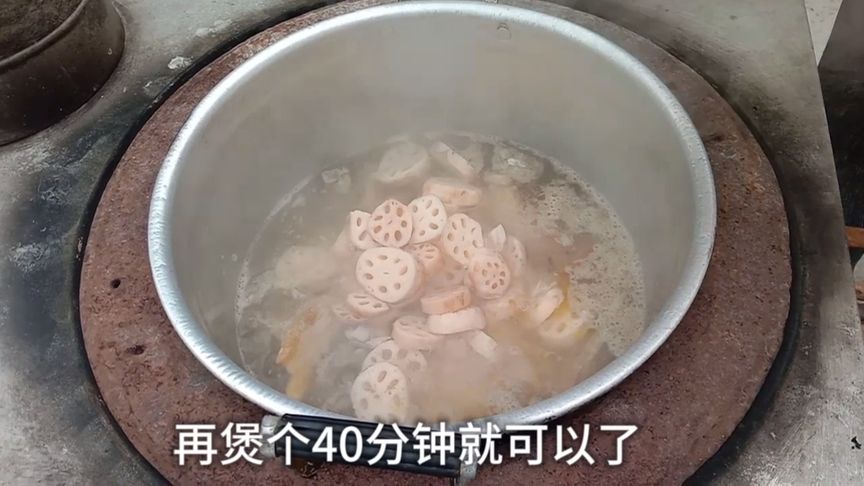 秋天多用莲藕煲汤喝,加上它一起煲味道更赞,清甜美味又营养