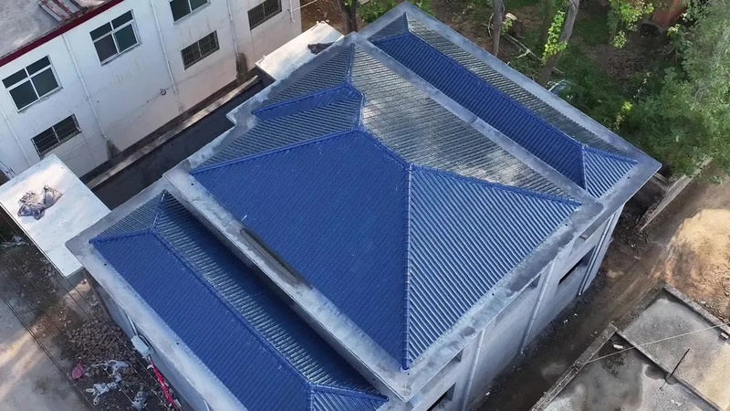 现浇坡屋顶造价高,还是钢结构防潮隔热美观耐用