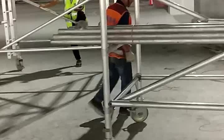 室内建筑专用移动式铝合金脚手架移动平台