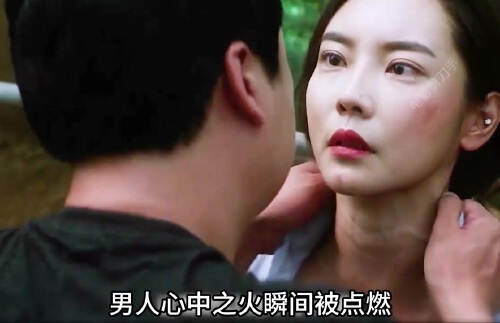 美女外出拍写真,没想到摄影师竟然这么做