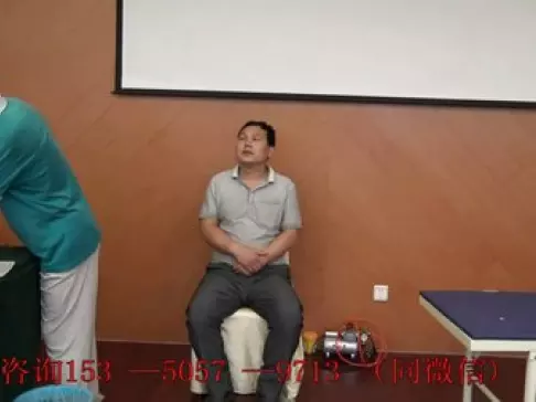 李茂发达摩正骨针对鼻炎、过敏性鼻炎、鼻窦炎等症状的针灸疗法演示...