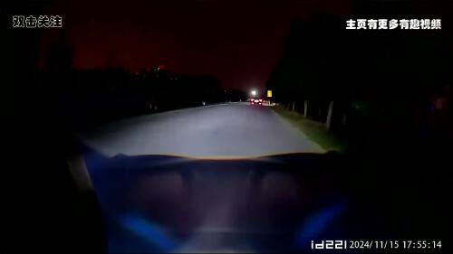 行车记录仪视角道路千万条安第一条我从来不记仇,因为有仇当场就