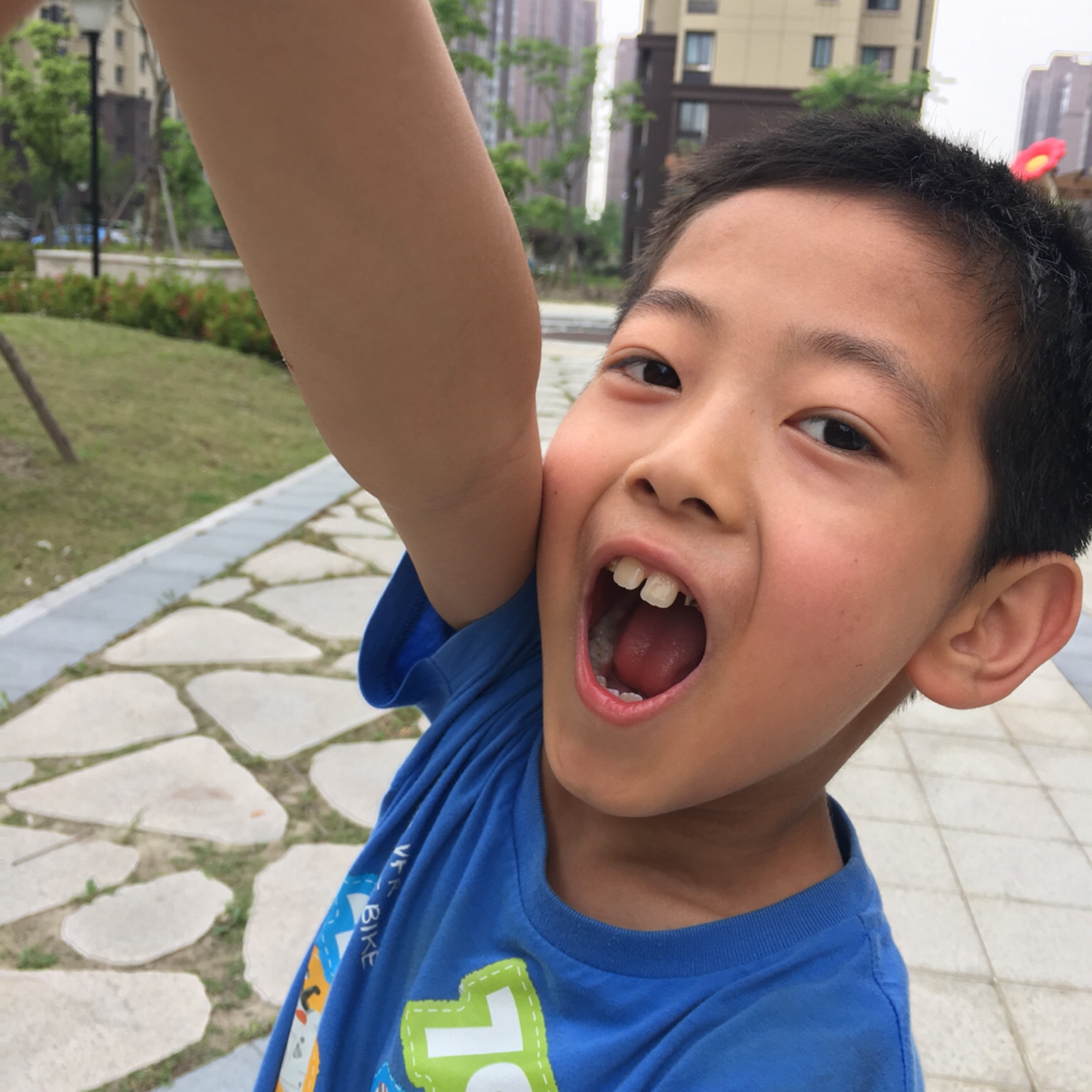 方小弟模玩 