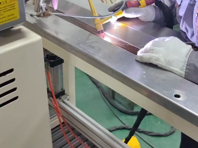 氩弧焊焊接不锈钢烧结网滤芯