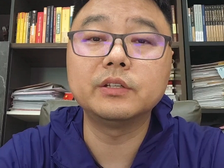 刑事案件中,如果一个人先接受了公安机关的讯问,后来又主动去投案,能...