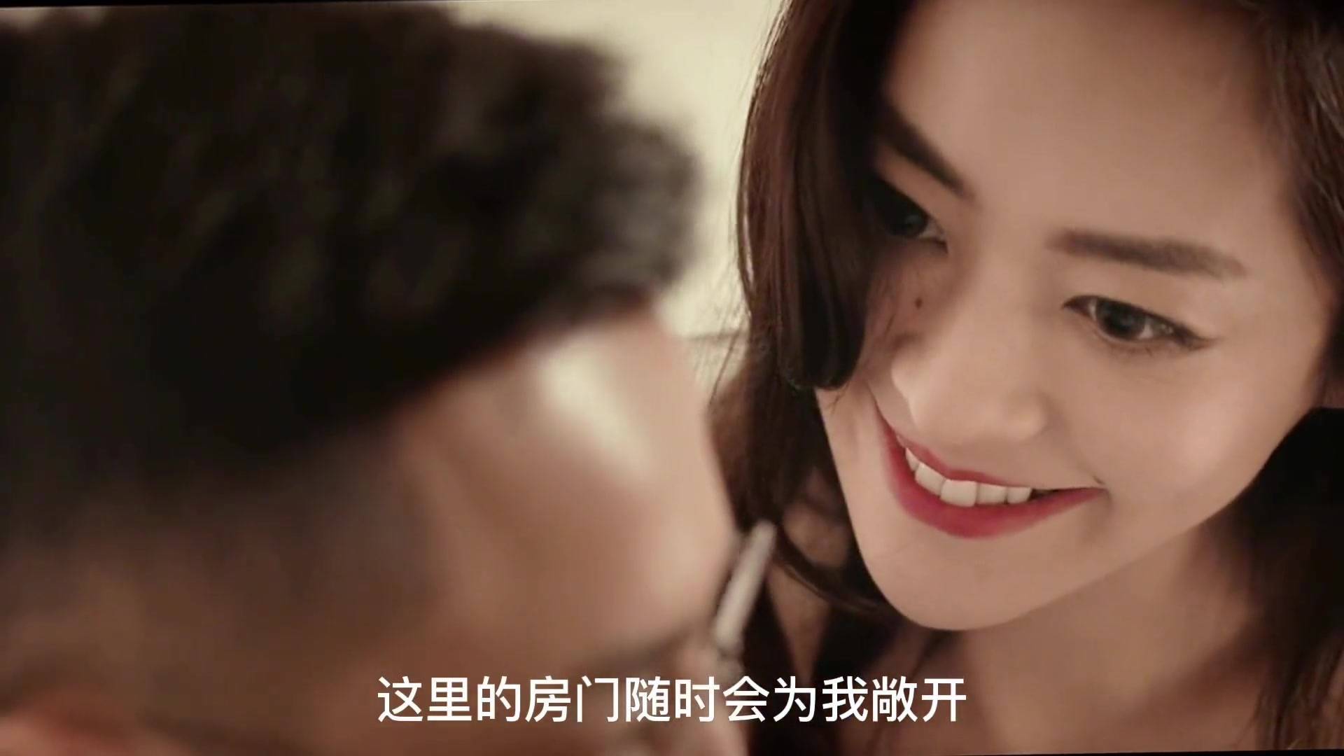 作家的谎言 1集丨沉浸式体检如何完美摆脱黏人女租客