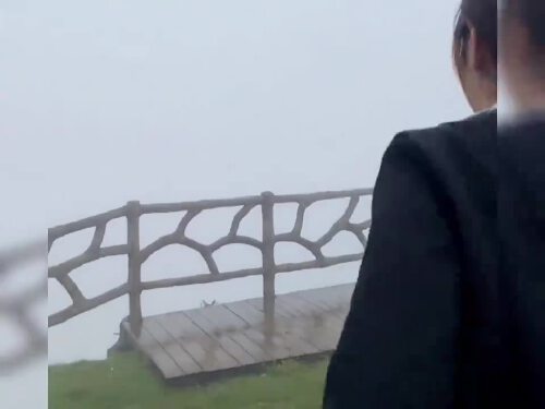 盘点憨憨女的倒霉瞬间。 憨憨女孩 倒霉瞬间 搞笑幽默段子 看一次笑一次