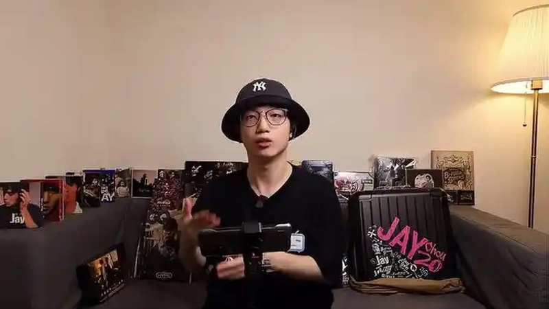 原版饭拍高清视频 周杰伦地表最强演唱会台北站独家与张惠妹合唱《...