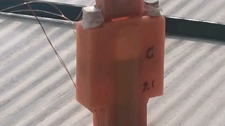 新一代升降摄像头手机 ——磁悬浮升降器 无挖孔真全面屏、防尘防水(...