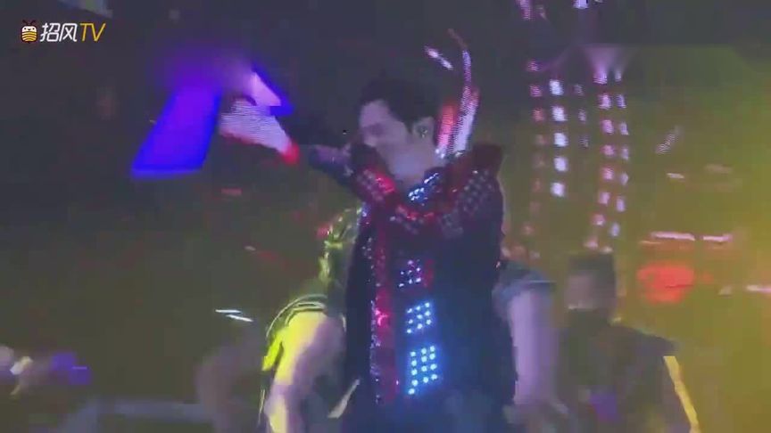 周杰伦世界巡回演唱会开唱!一代人的青春啊