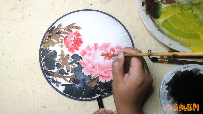 国画牡丹简单画法,不一样的人用相同的画法,照样也能很美