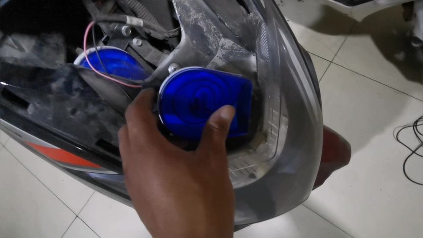 电动车喇叭不响开关失灵,如何维修?教你一招,花最少钱把车修好