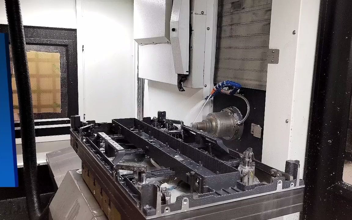 数控机床加工LED压铸箱加工件加工视频