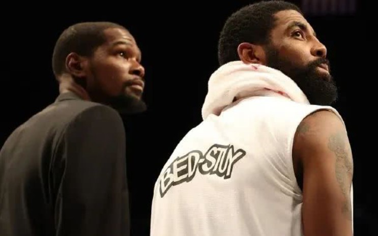 《NBA2k20》手机版,详细转身教学,学不会你别打我_(:τ」∠)