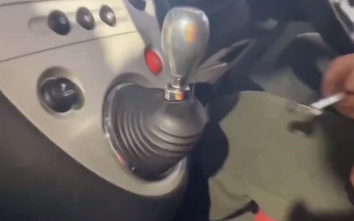 汽车改装 排挡杆通用手动挡安装视频