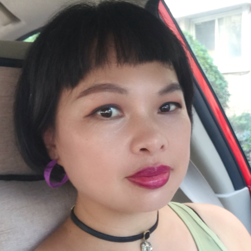 一个有神经的的酷姨 