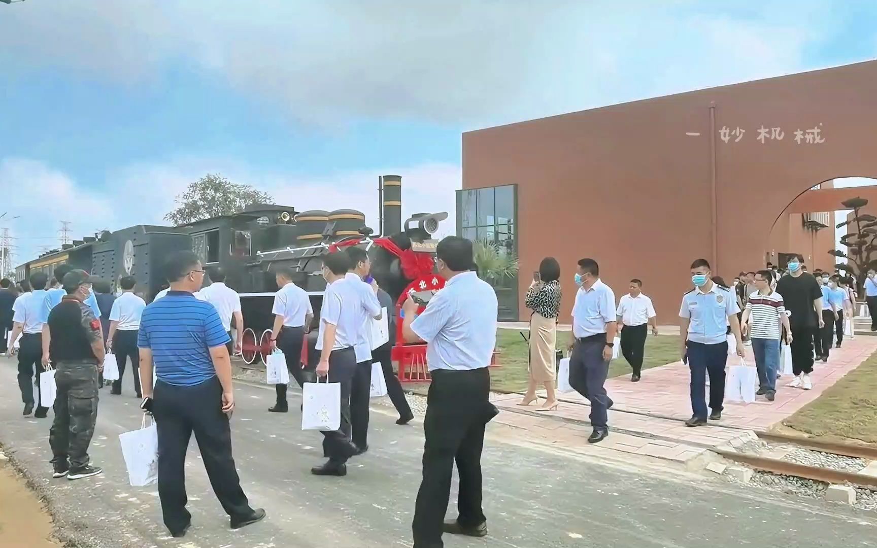 景区游乐设备 儿童大型轨道观光旅游车