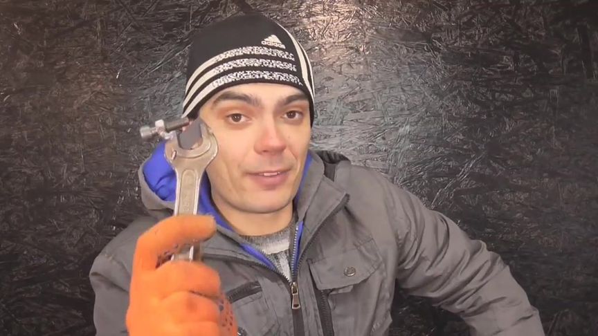 牛人自制这把神器,用来对付拧不开的螺丝,真是天才发明