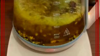 肚子里气多经常放屁,要多用决明子菊花牛蒡根泡水喝